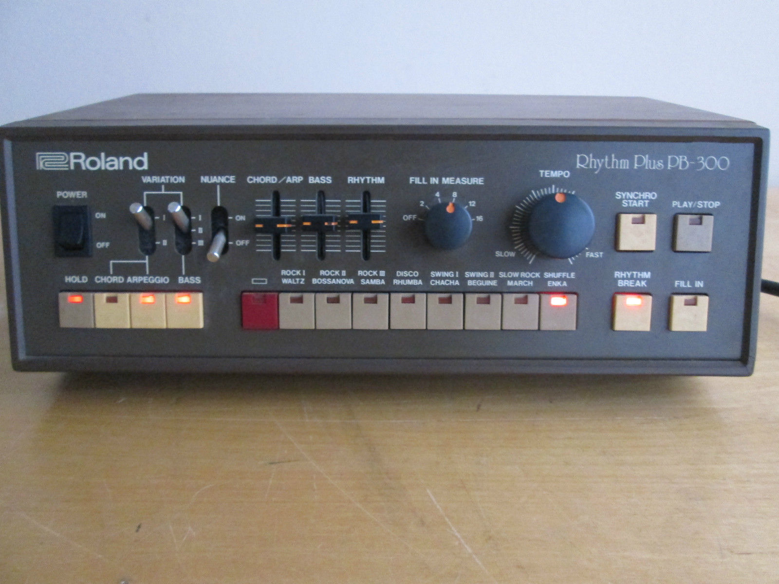MATRIXSYNTH: VINTAGE ROLAND RHYTHM PLUS PB-300 SYNTHESIZER DRUM MACHINE