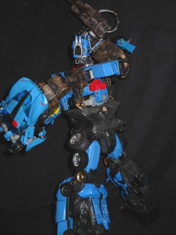 Transformers Custom World: BCG Custom Movie-Verse Defensor