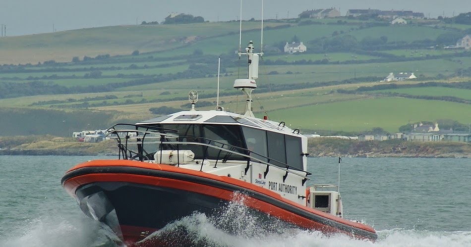 VESSELS AT HOLYHEAD: 14th August 2018, After embarking a pilot to the ...