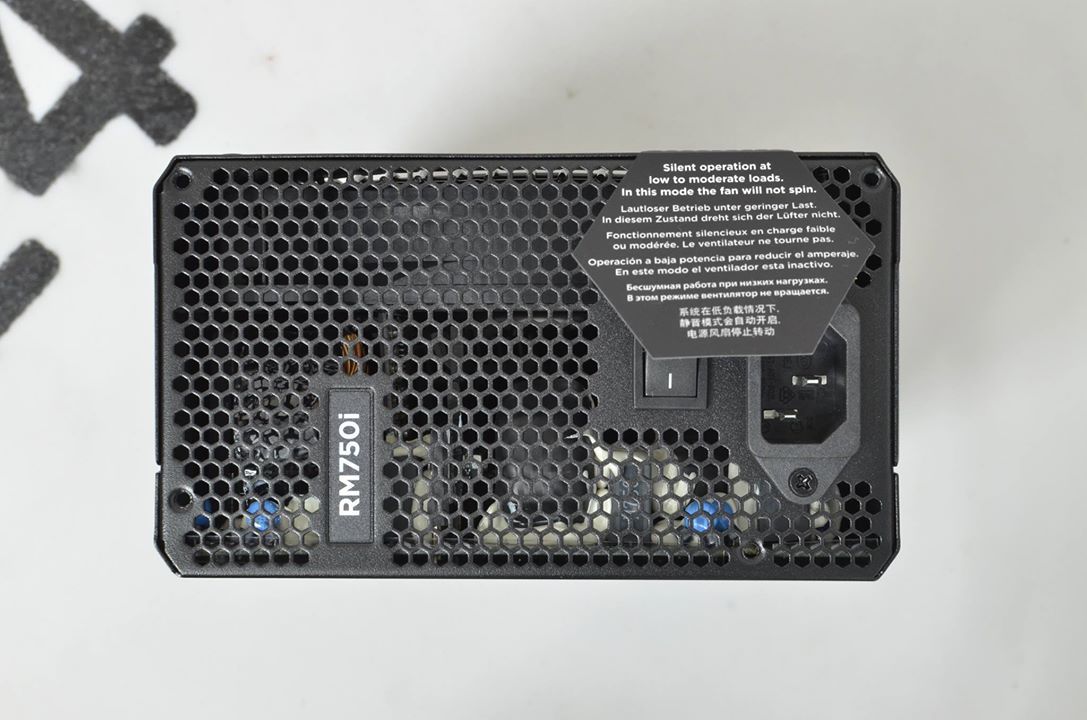 REVIEW - Corsair RM750i (750W)