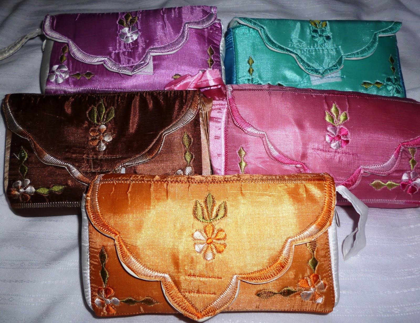 GROSIR MUKENA MURAH: Mukenah