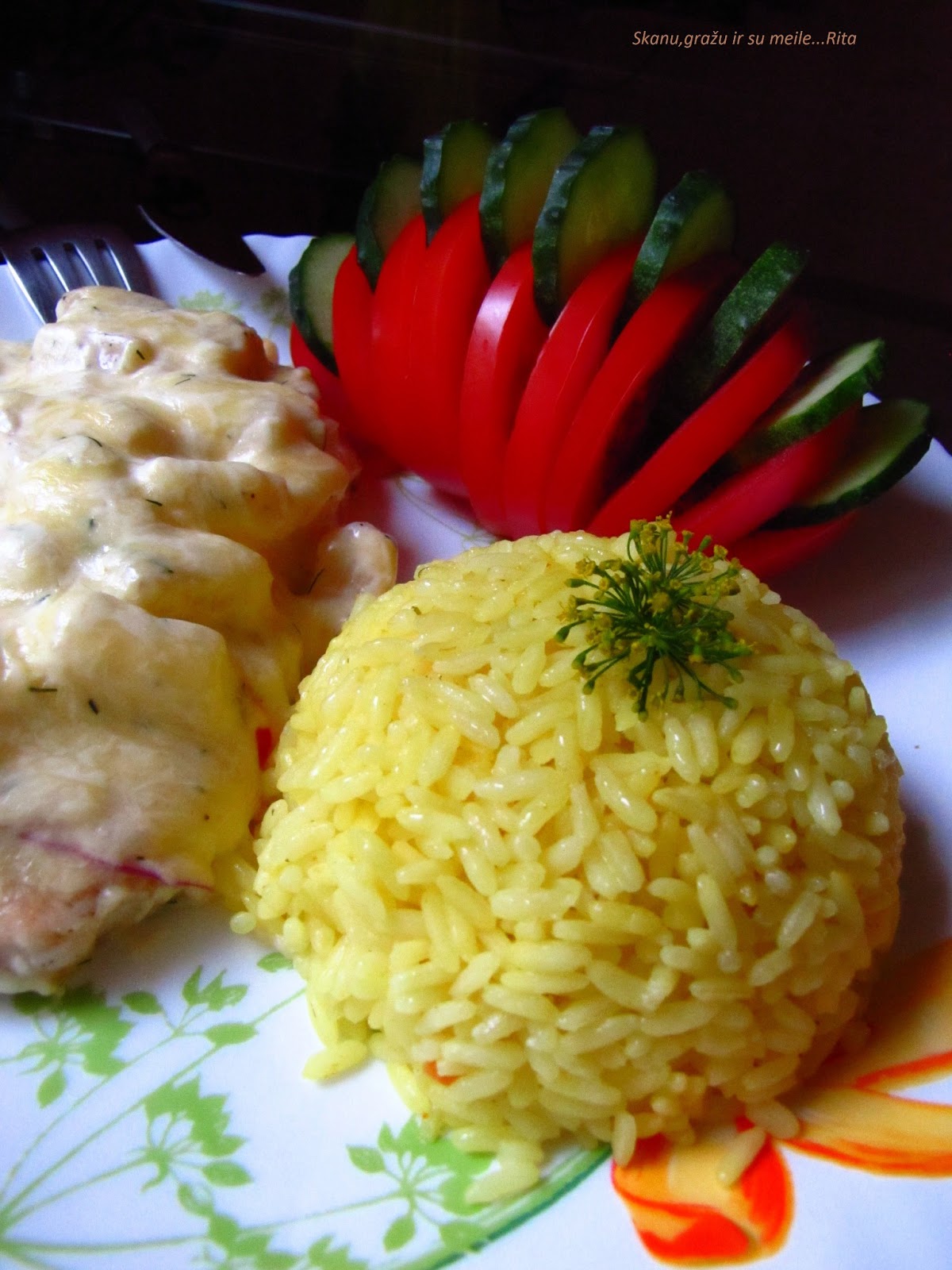 Ritos receptai : Vištienos kepsnys su ananasais