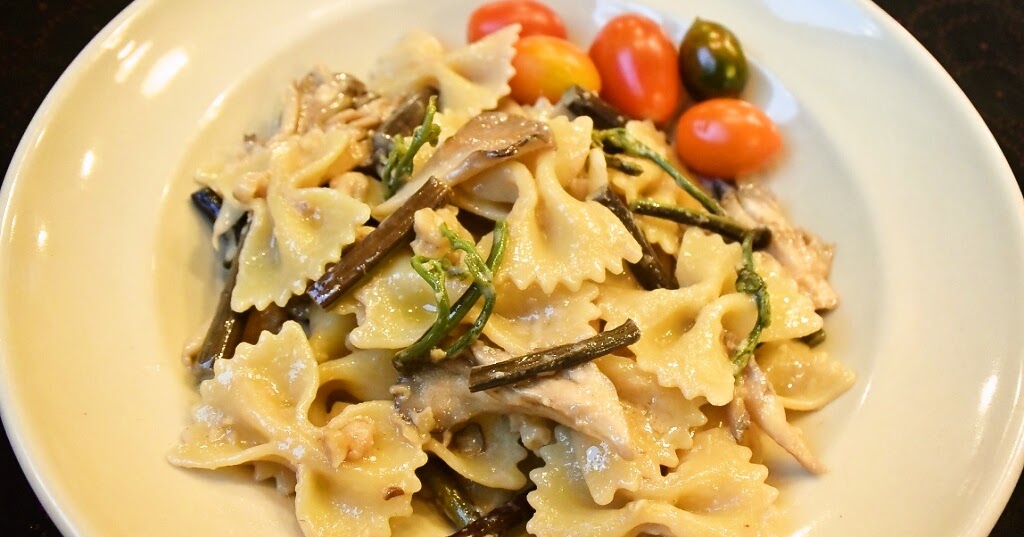 Recipes for Tom: Maitake to warabi no gorugonzoora pasta / pasta with ...
