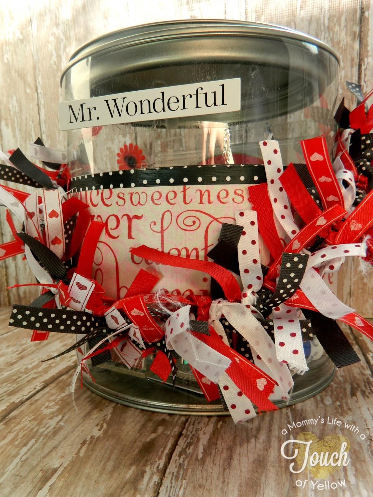 A mommy's life...with a touch of YELLOW: Mr. Wonderful Gift Idea