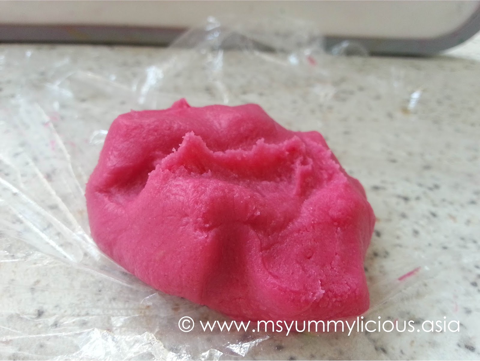 Homemade Sensory Playdough For Toddlers - Yummy~licious + Baby~licious