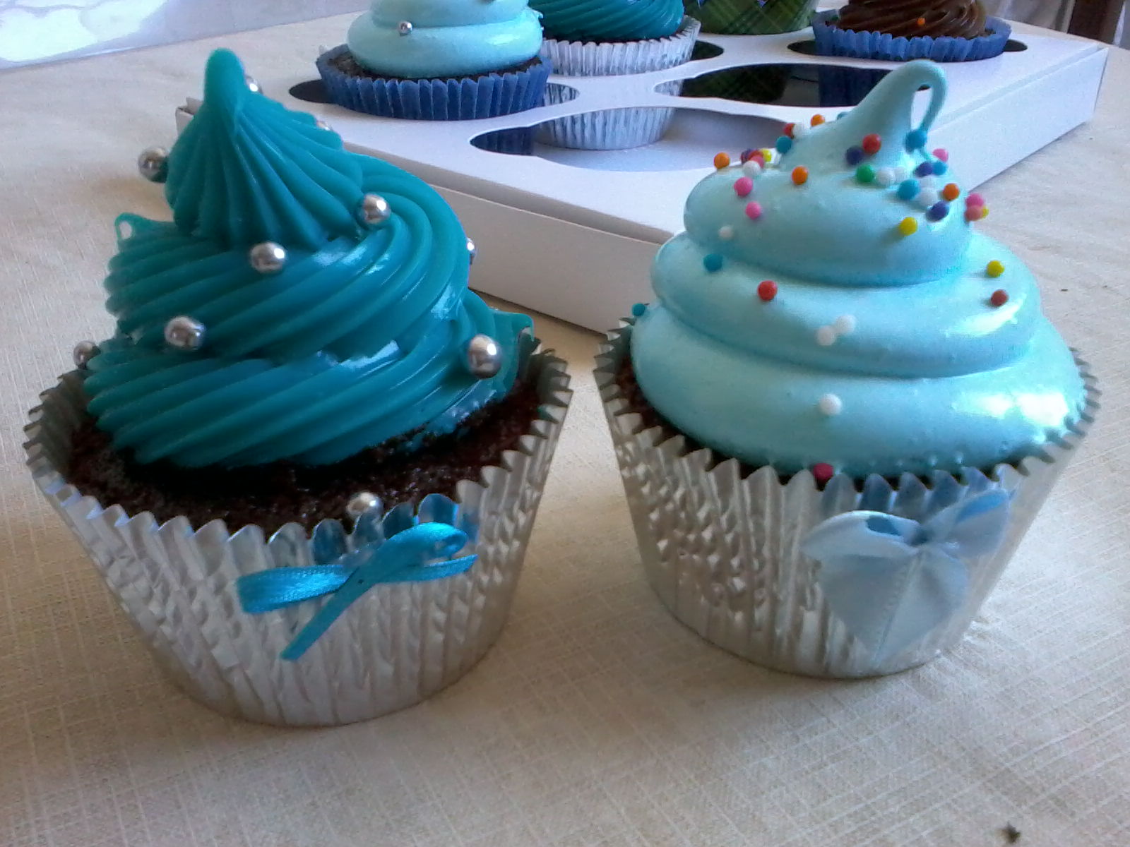 Carol Mello Cupcakes: Cupcake azul