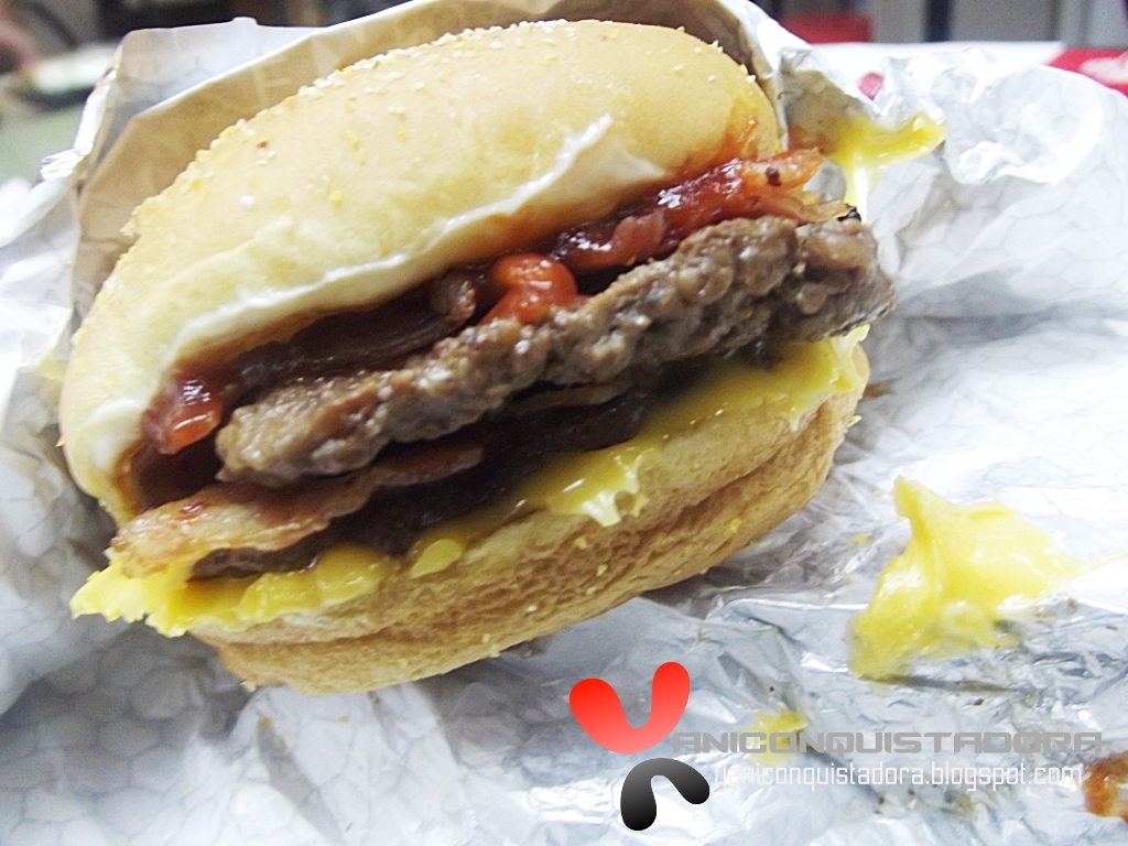 yaniconquistadora: Introducing the SON OF BACONATOR by Wendy's