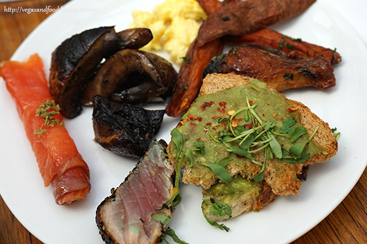 Sunday Brunch at Firefly - studio city - Vegas and Food