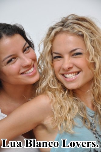 Lovers Lua Blanco: Fotos de Lua Blanco com sua irmã Ana Terra.