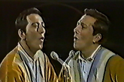 Nostalgic Rambler: In Search of Andy Williams' Sweater