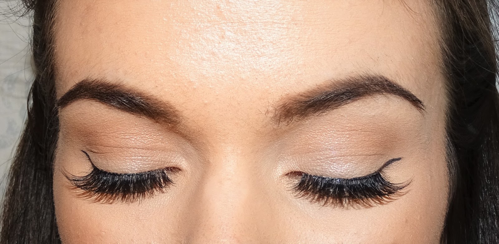 Victoria : Eylure Lashes: Texture