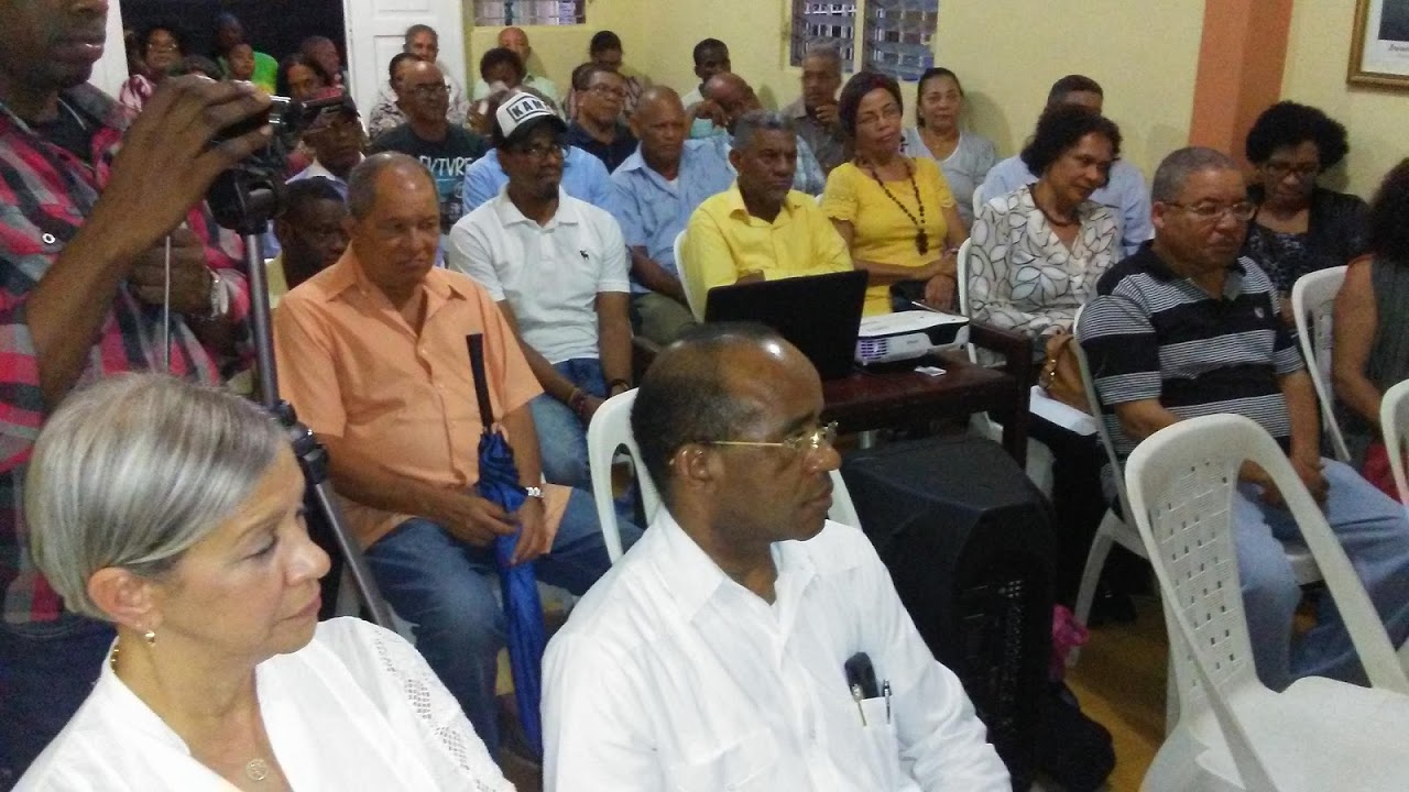 Espejismo de Luna Llena: Acto a Ramón Almanzar.