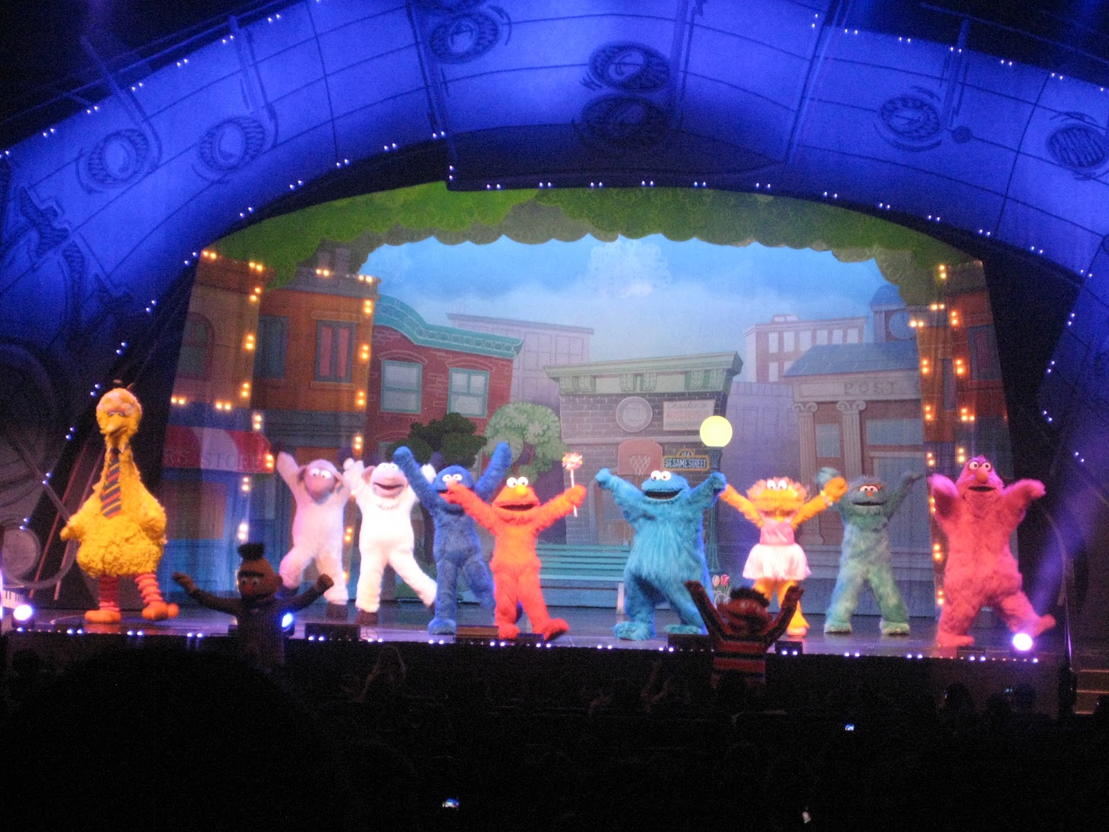 Show Review: Sesame Street's Can't Stop Singing at Nokia Theatre - Any Tots