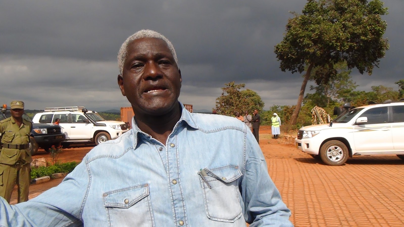 YALIYO JIRI MKOANI RUVUMA NA MKONGWE WA HABARI ADAM NINDI: DR. BINILITH ...