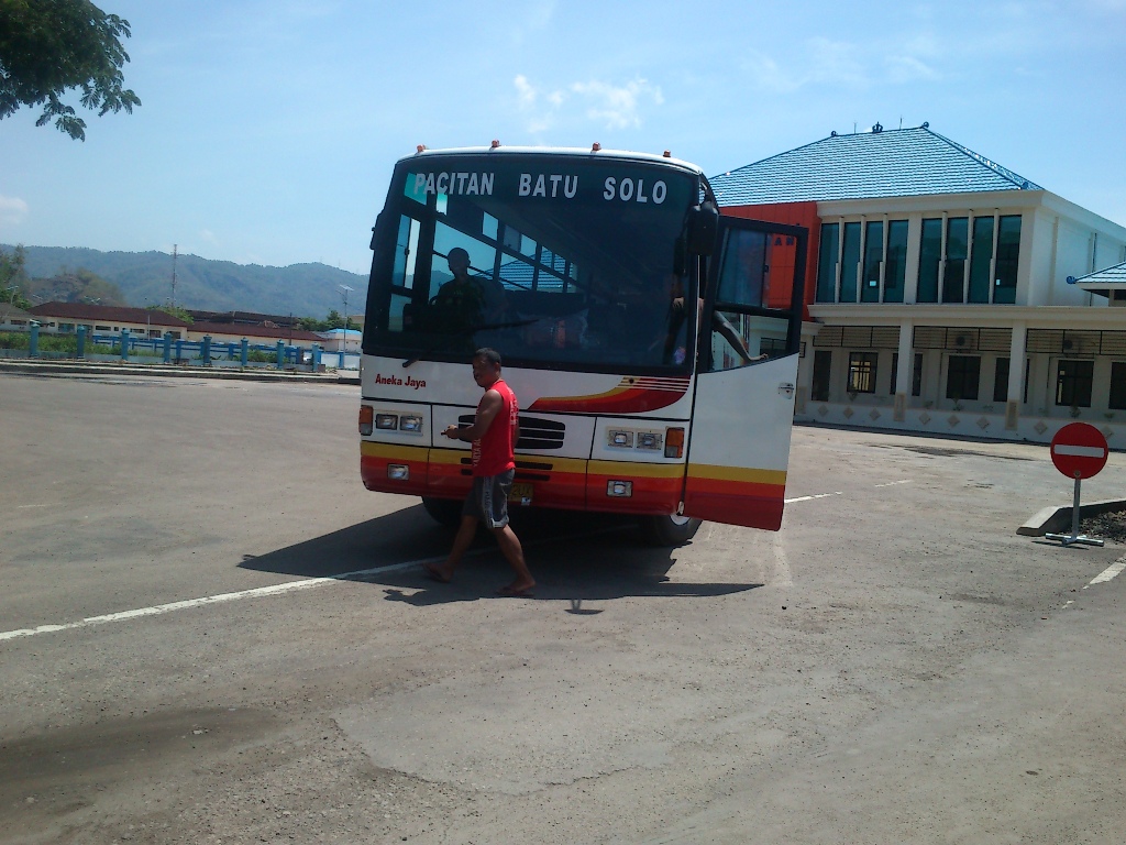 Pacitan Kini Miliki Terminal Bus Penumpang Tipe A. | Seputar Terminal ...