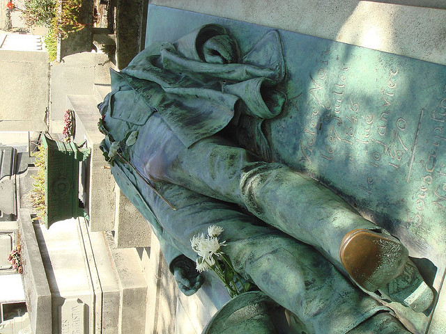 Victor Noir: Still Pleased to See You (Even in Death) ~ Kuriositas