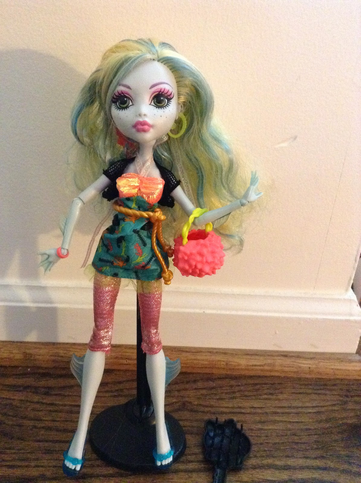AGfanblog: Product Review: Monster High Picture Day Lagoona Blue
