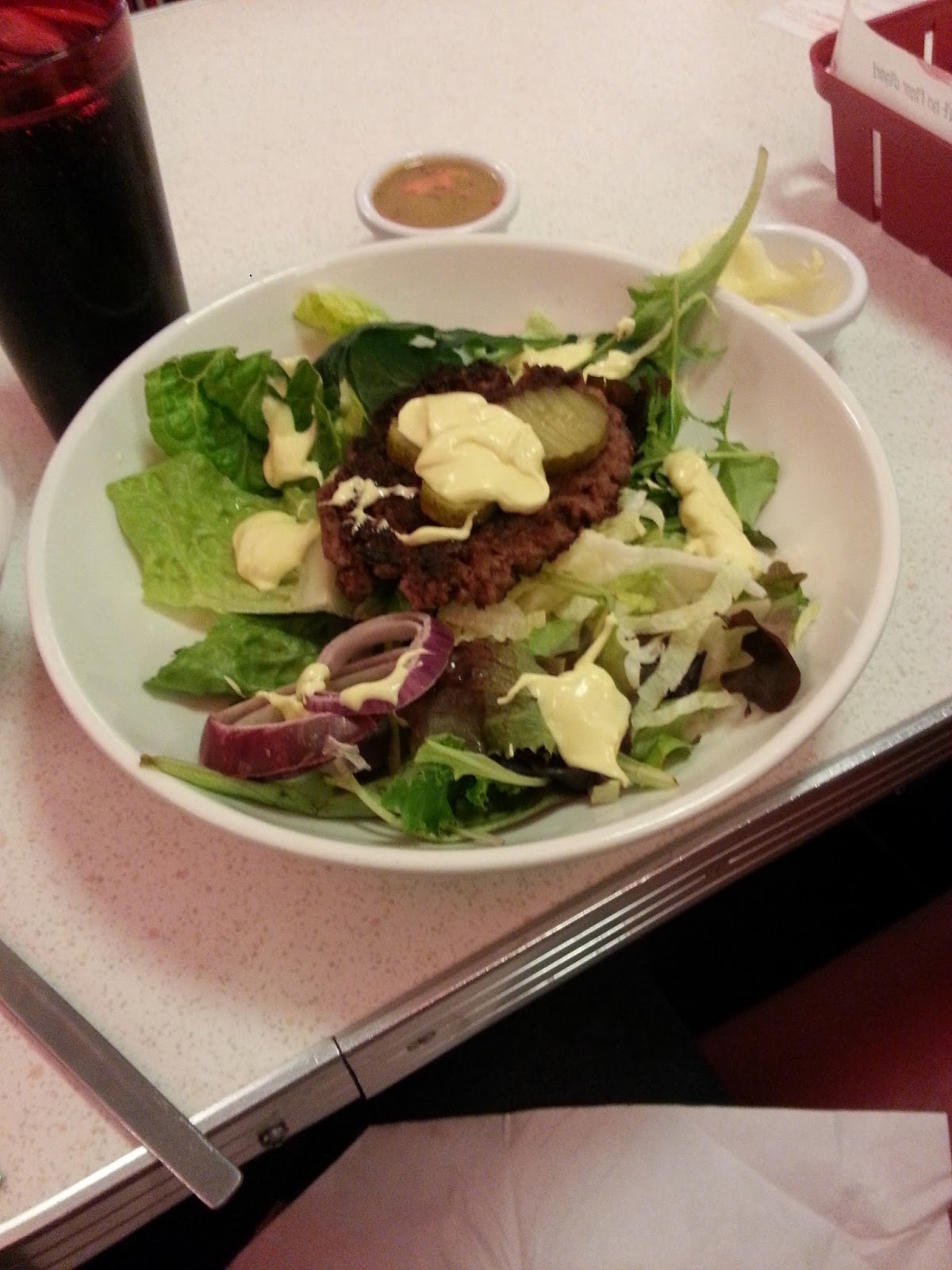 CertifiKatie: Eddie Rockets: Burger in a Bowl