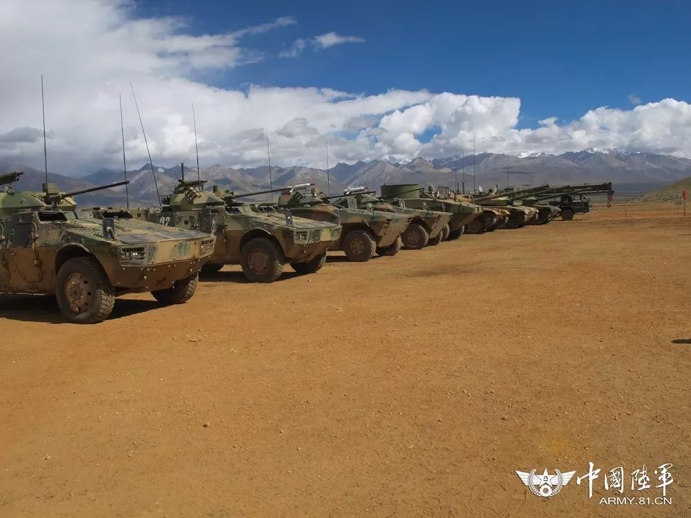 China Defense Blog: Wait a minute, those are QL550 4x4 Recon AFV under ...