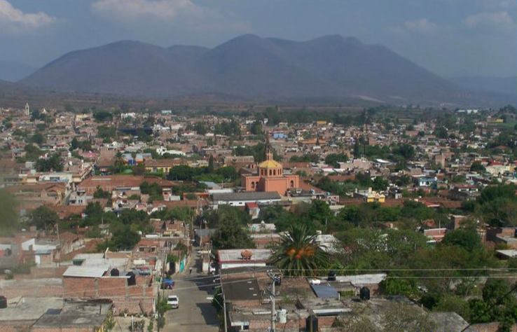 Jaime Ramos Méndez: Panorámica de Santiago Tangamandapio en Michoacán