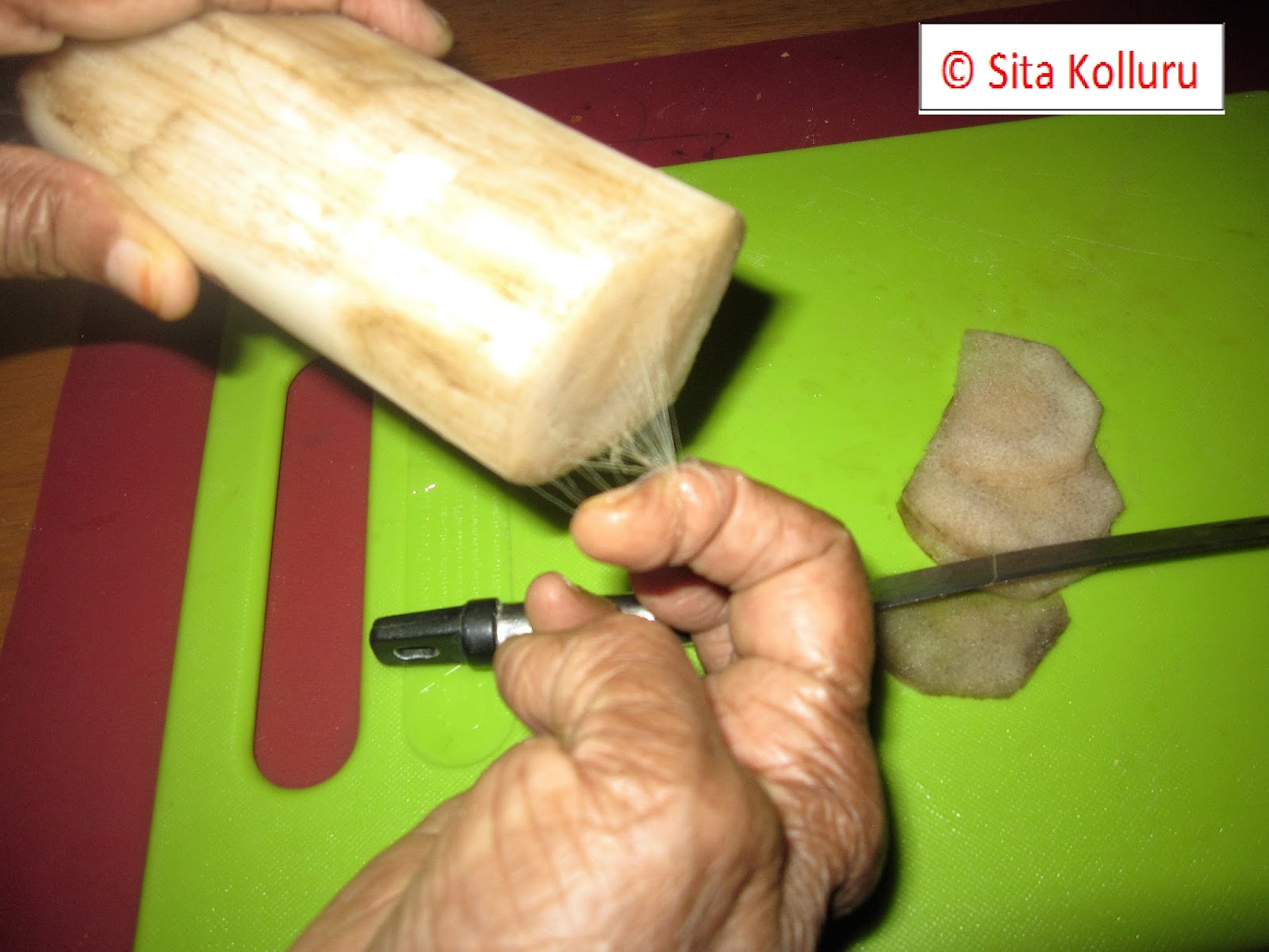 Sita's Ruchulu: Arati doota/davva kura (Banana stem subzi)