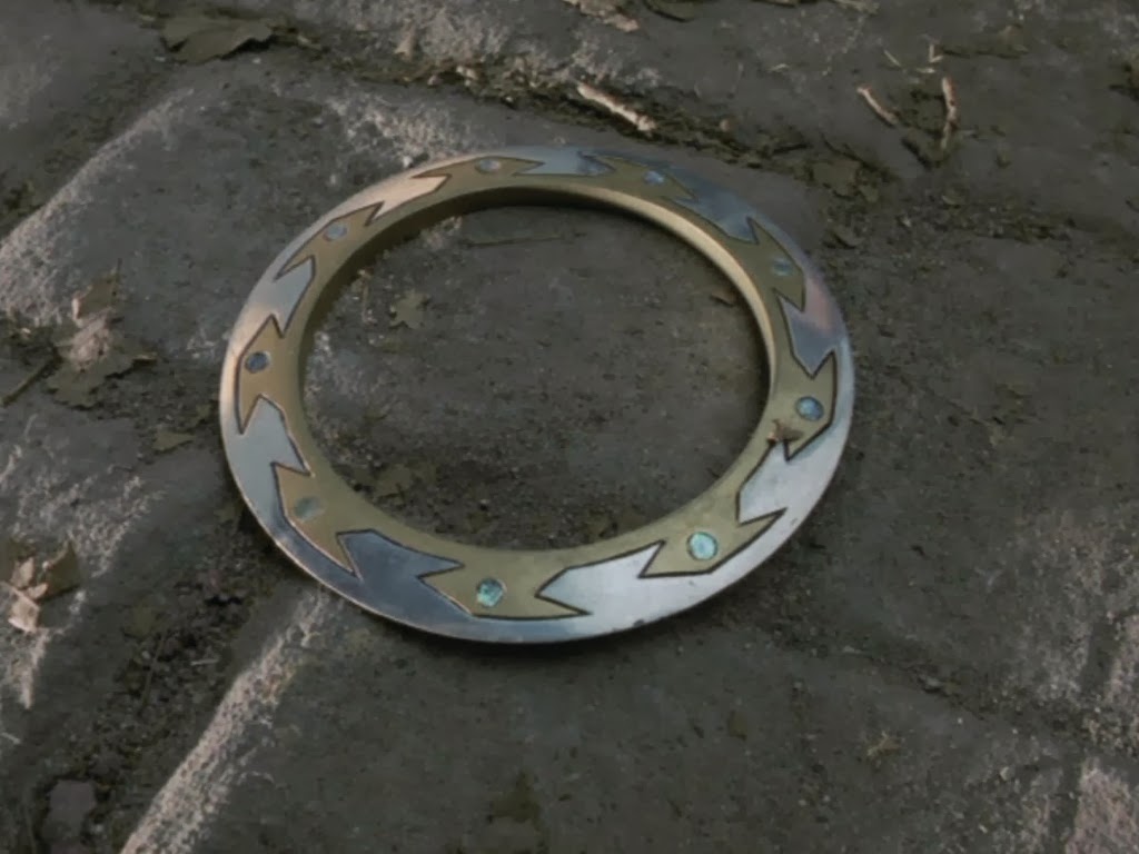 Xena Prop Treasures: Comparisons: The Original Chakram (I of IV)
