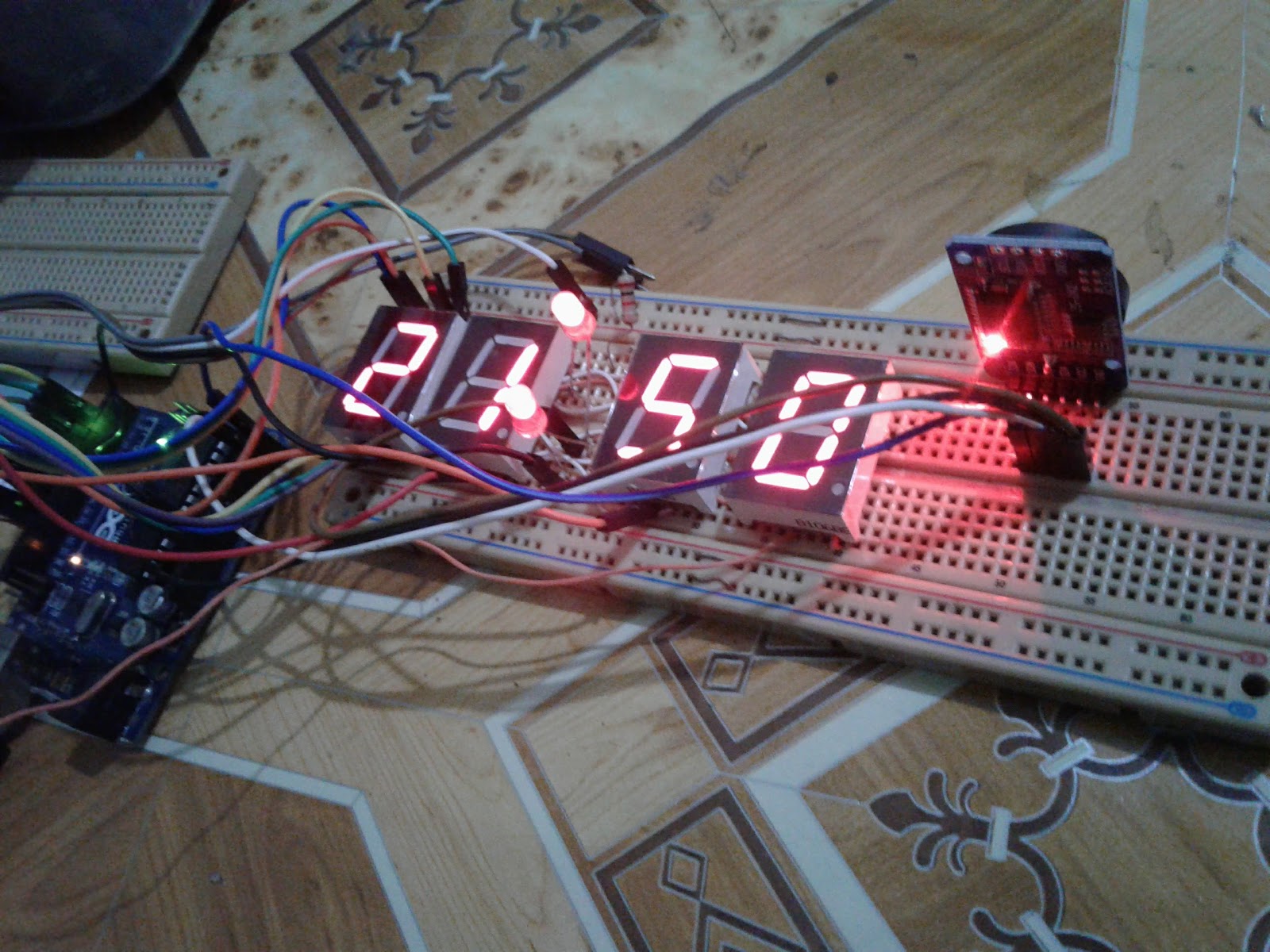 Membuat Jam Digital Sendiri dengan 7 segmen dan kumpulan LED ~ Blog edukasi