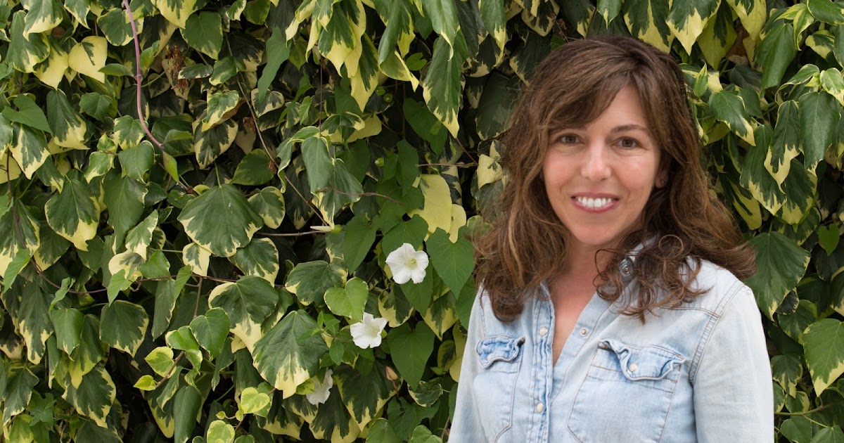 hello there, friend: Get to Know Deb Achak