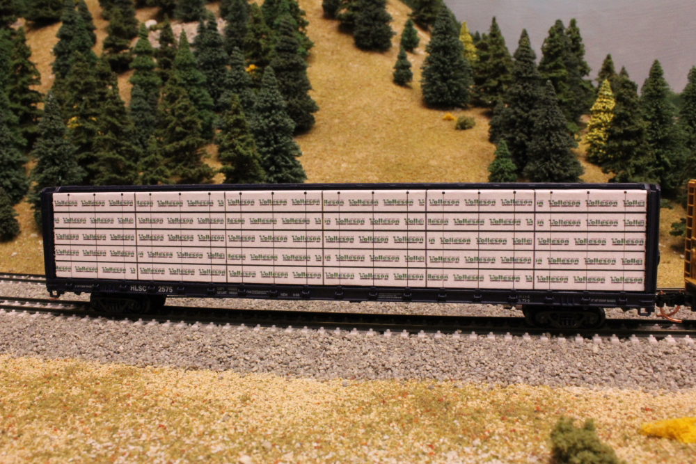 N Scale Addiction: Lumber Loads - Adding to the Count