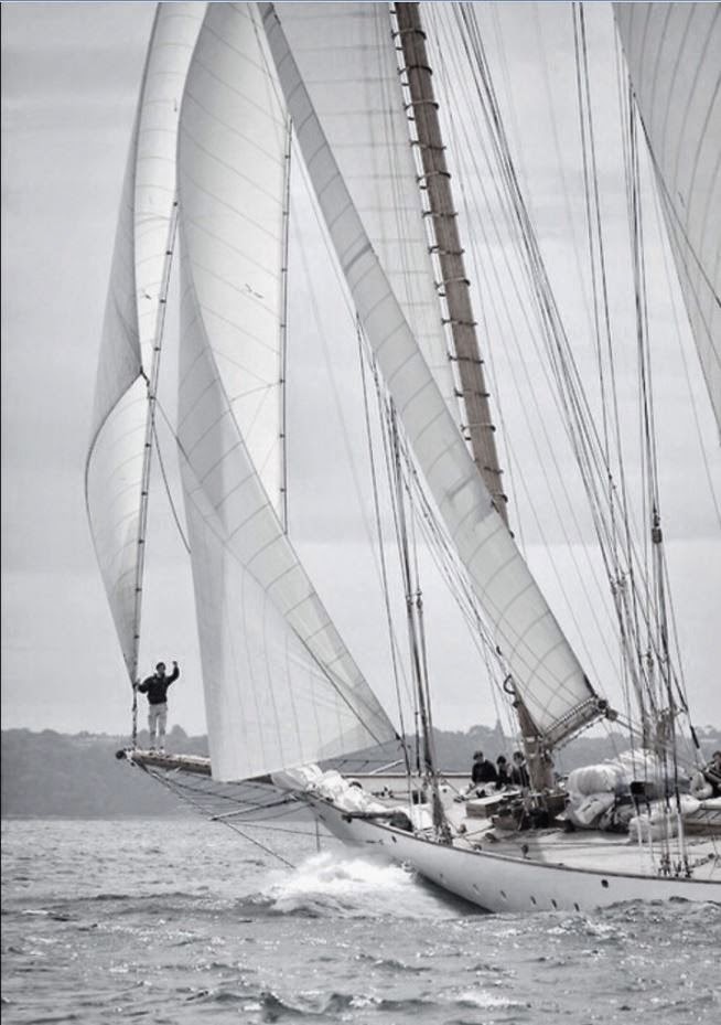 AESTHETICALLY THINKING: SETTING SAIL