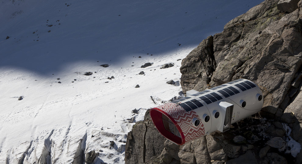 Al Fin Potpourri: Live Out the Zombie Apocalypse in Remote Survival Pod