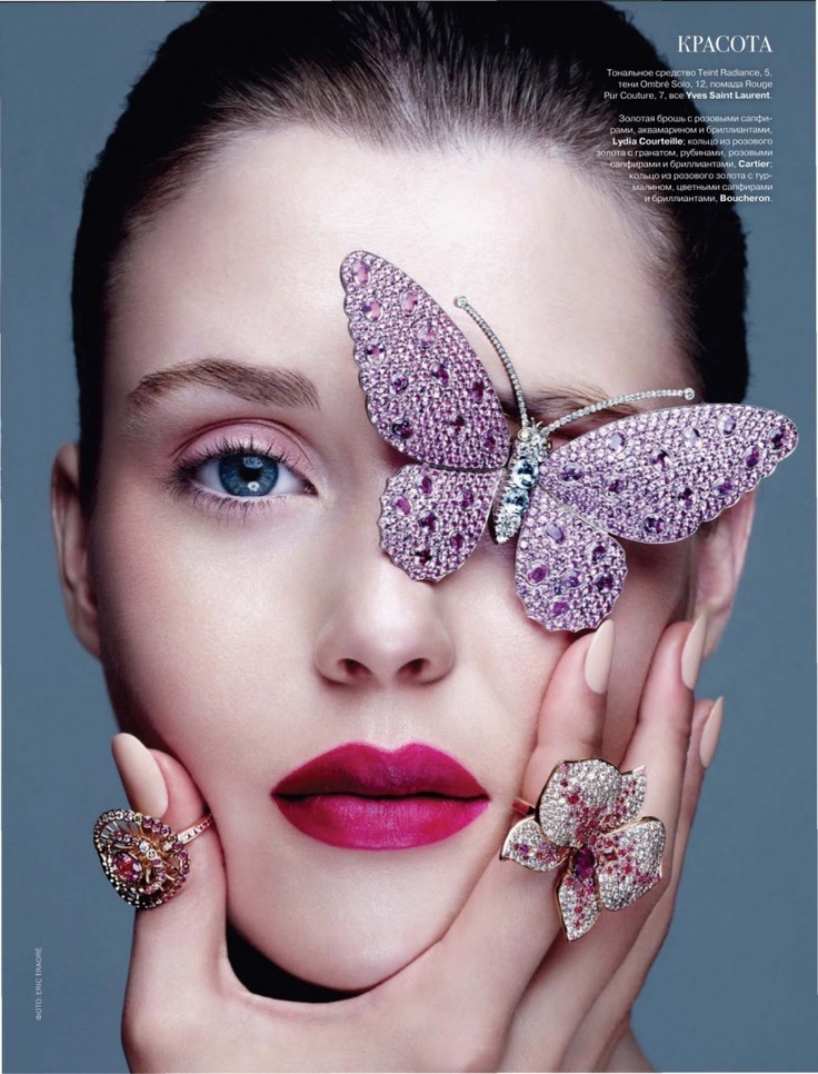 Amazing diamonds accessories and pastel make up | Just a Pretty Makeup