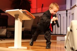 'Mini profetas', los niños que predican el evangelio de Jesucristo ...