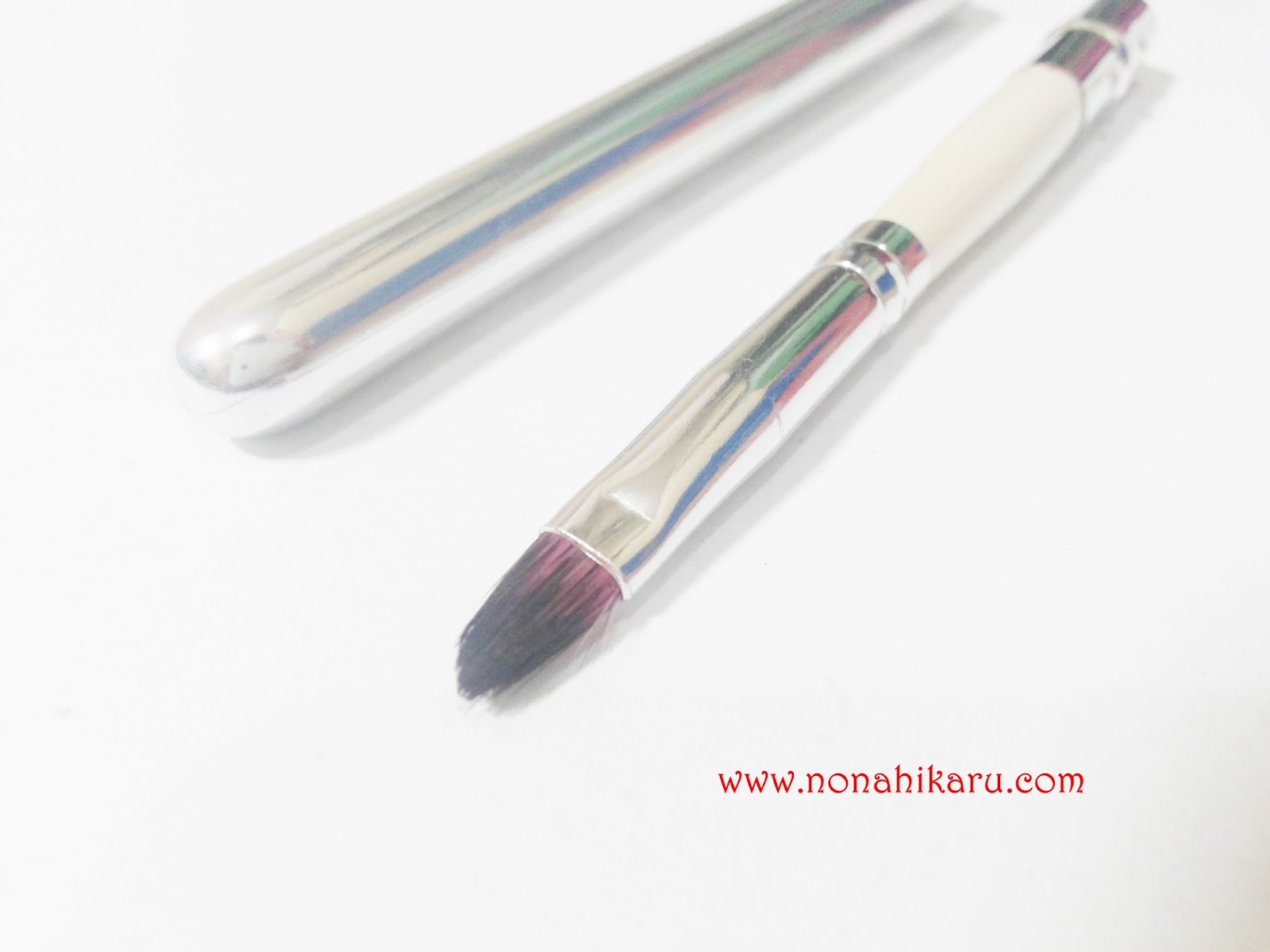 [BEAUTY TIPS] : KUAS MAKEUP & FUNGSINYA - Beauty & Travelling