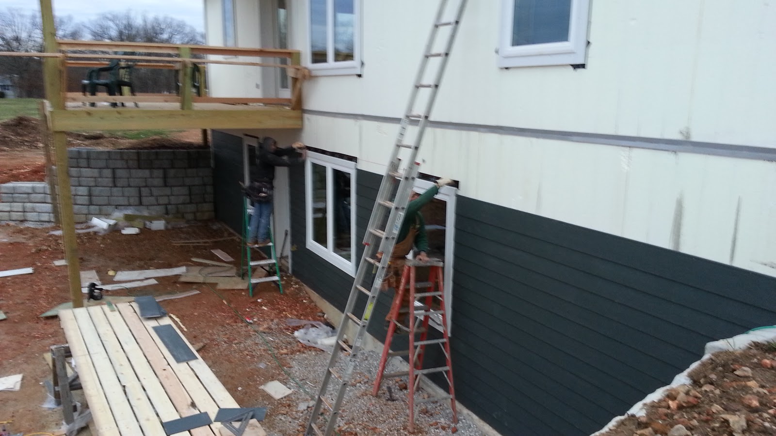 Insulated Concrete Forms TF Systems house: Soffit finished, mason work ...