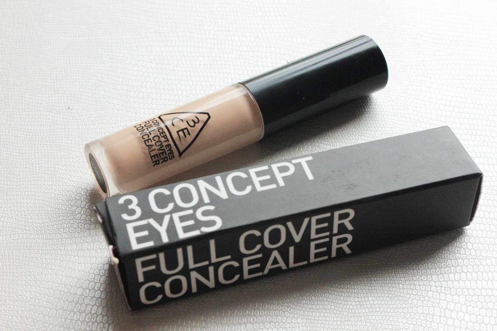 MY SUGARCOFFEE: REVIEW : 3CE Full Cover Concealer