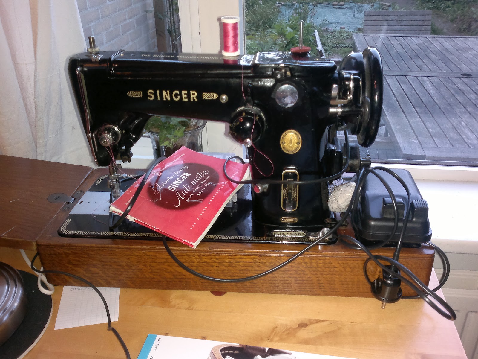 Singers and Featherweights: Singer 306 met Fashion Discs (2)