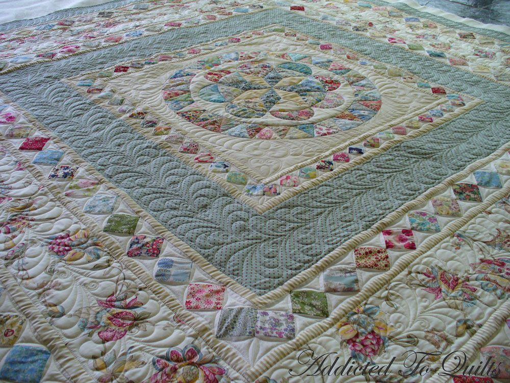 Addicted To Quilts: Medallion Quilt in Liberty Fabrics
