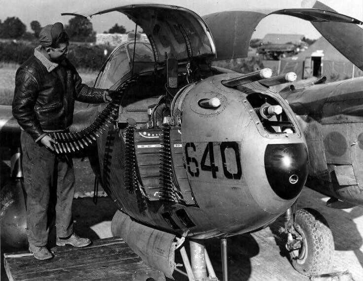 World War II in Pictures: P-38 Lightning: Fork-Tailed Devil