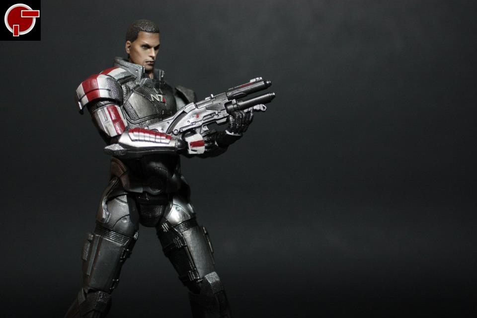 Firestarter's Blog: Toy Review: Play Arts Kai Commander Shepard