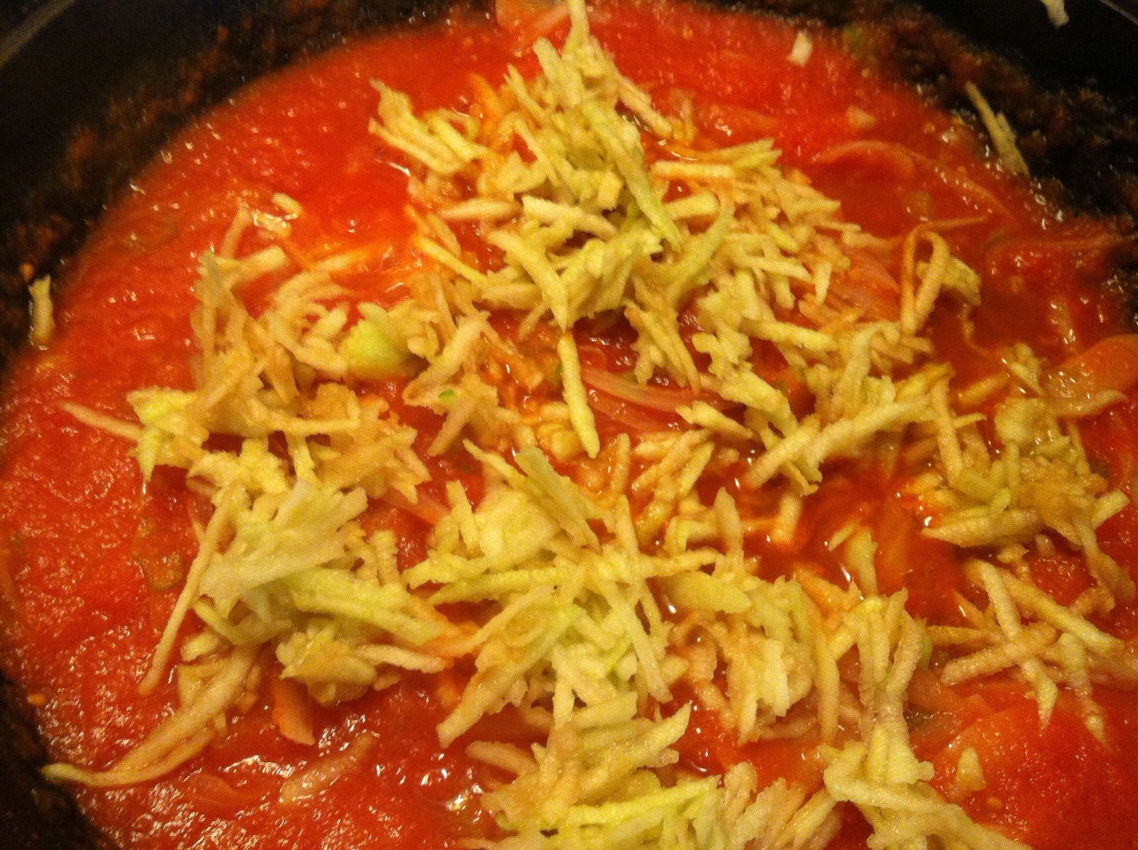 Lidia's Spaghetti in Tomato Apple Sauce