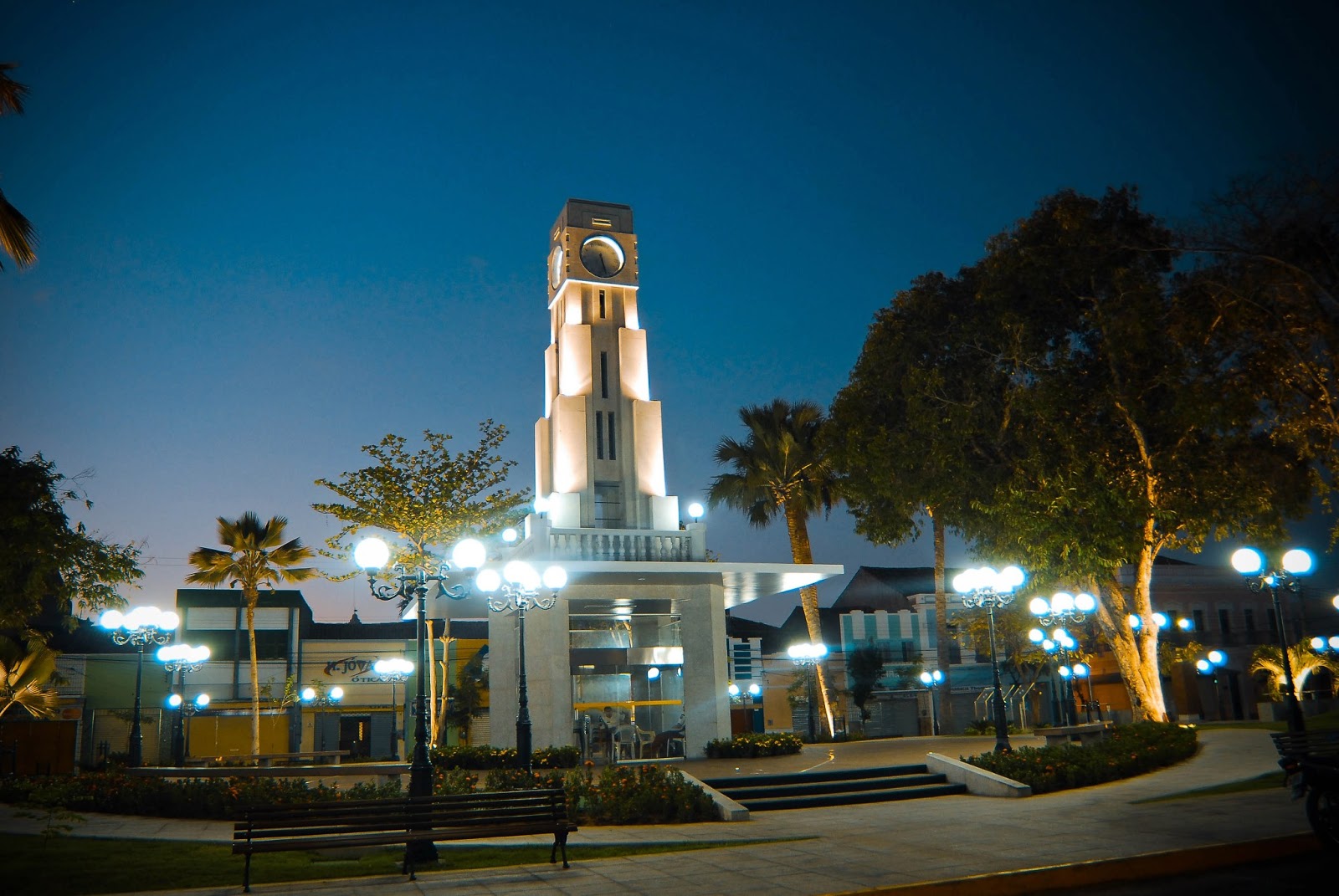 Parabéns Sobral...Confira fotos históricas durantes esses 240 anos ...