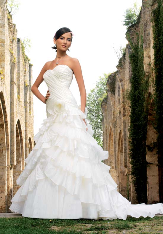 SUN SHINES: Amazing Wedding Dresses