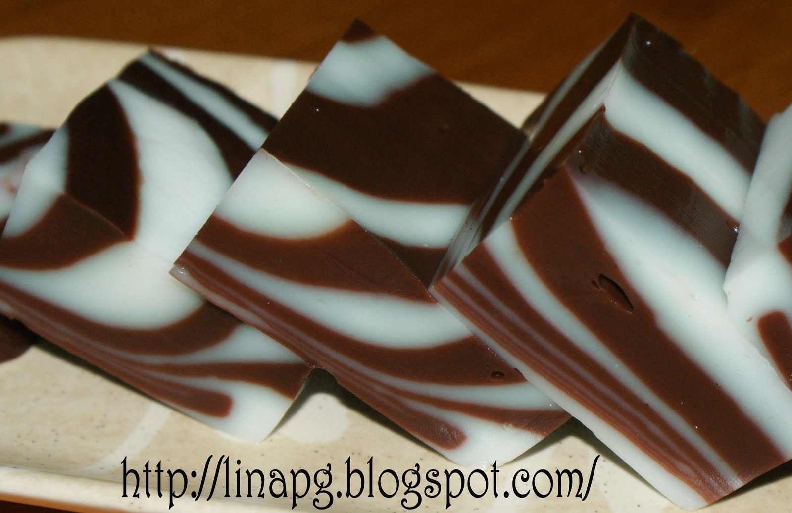 Kuih Talam Marble Mudah Dan Sedap Tak Perlu Kukus - TERATAK MUTIARA KASIH