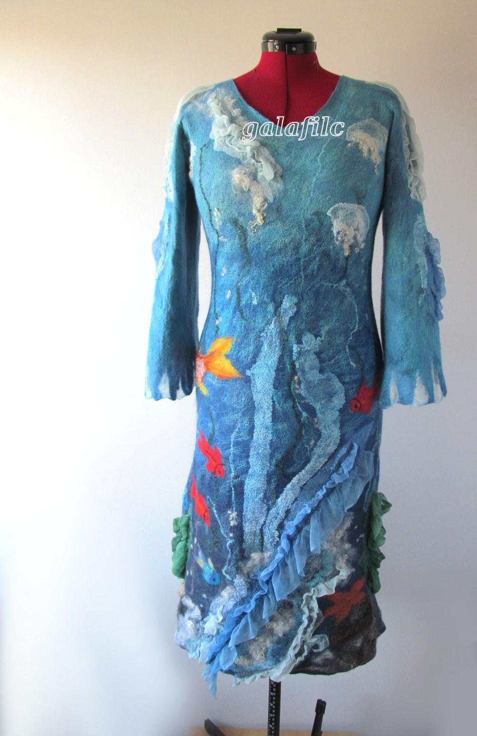 Felt painted. Filcem malowane : Nuno felted dress - Queen of the sea