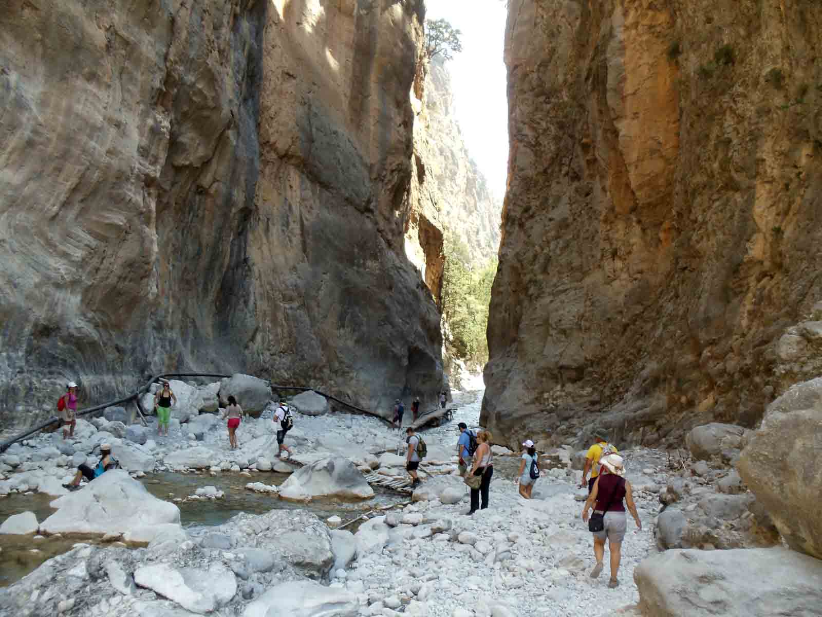 Με τον ΦΟΠ στα βουνα: ΦΑΡΑΓΓΙ ΣΑΜΑΡΙΑΣ (φωτο)