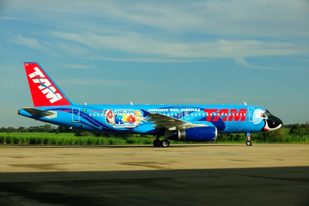 Aviação no Brasil e no Mundo: TAM Linhas Aéreas com pintura especial ...