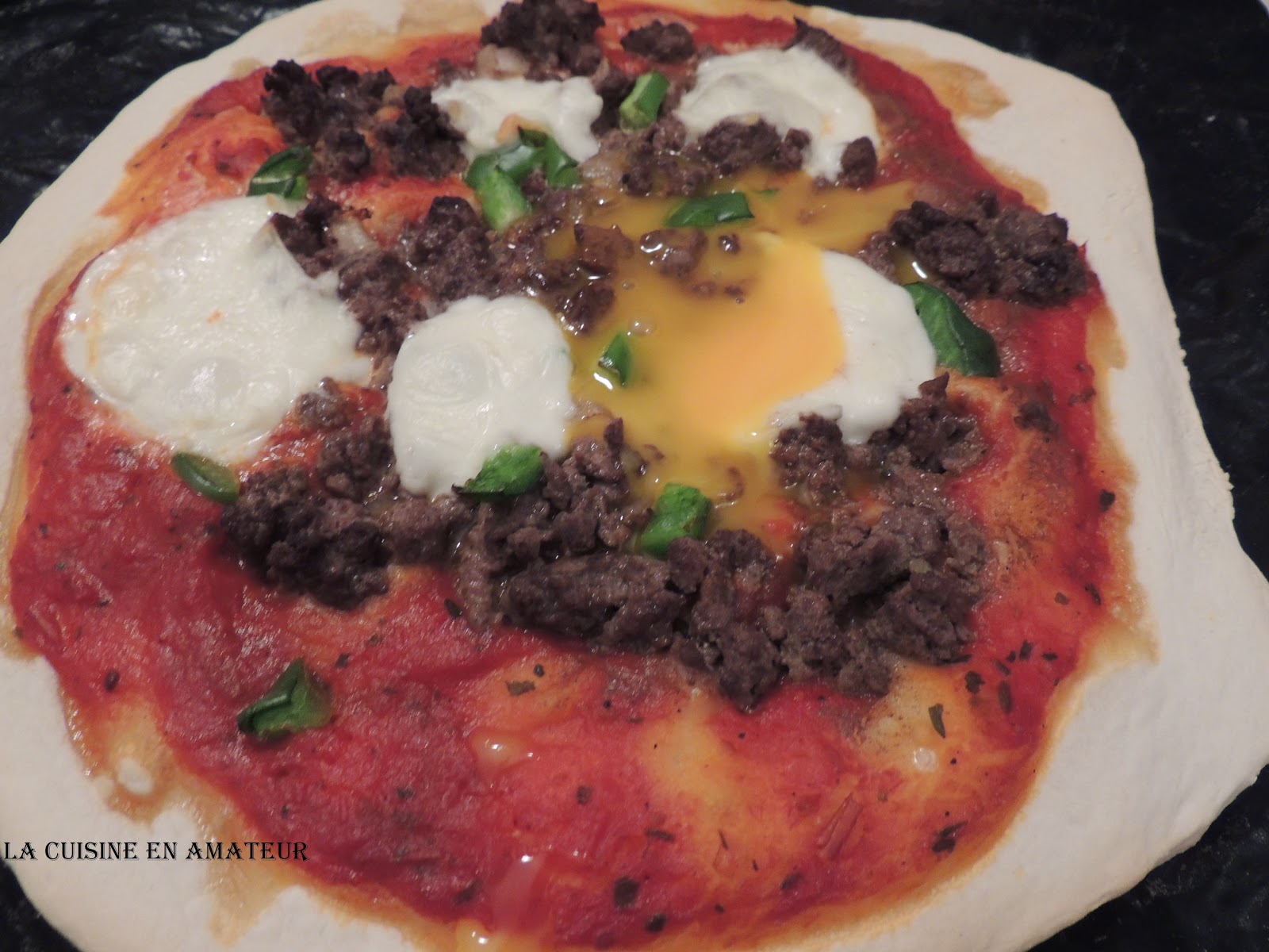 La cuisine en amateur de Maryline: Pizza viande hachée et oeuf