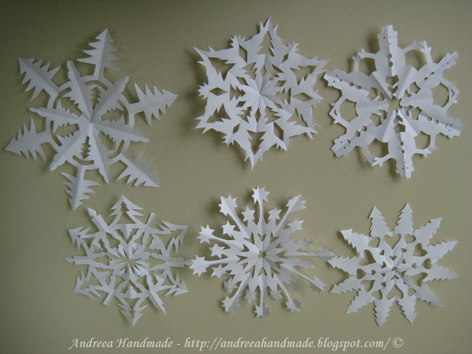 Fulgi de nea pentru fereastra | Andreea handmade