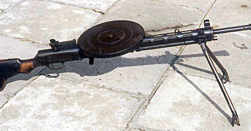 Senjata masa lalu dengan masa sekarang : DP 29 Machine Gun